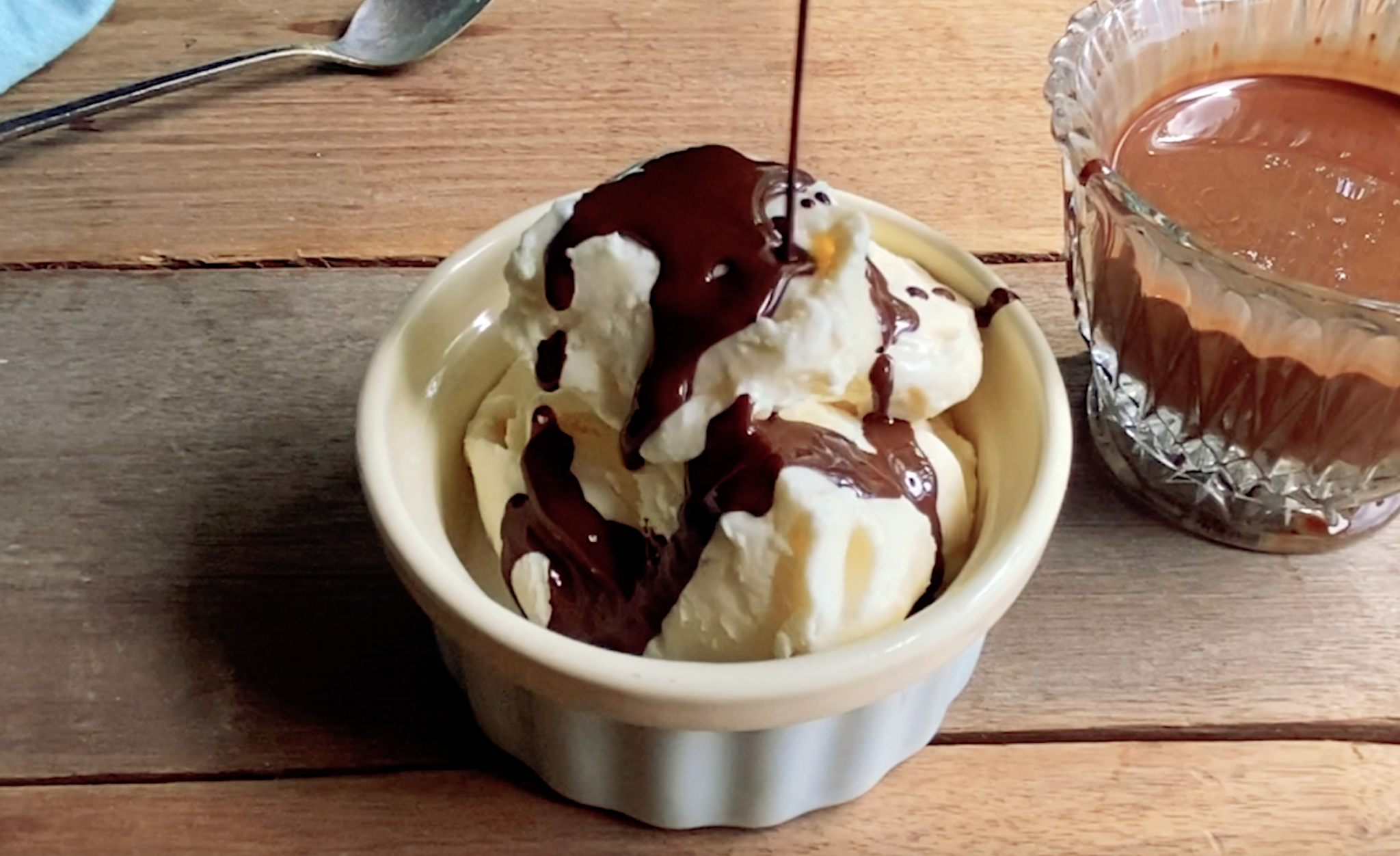 Chocolate Magic Shell Recipe {2 Ingredients & Healthy!}