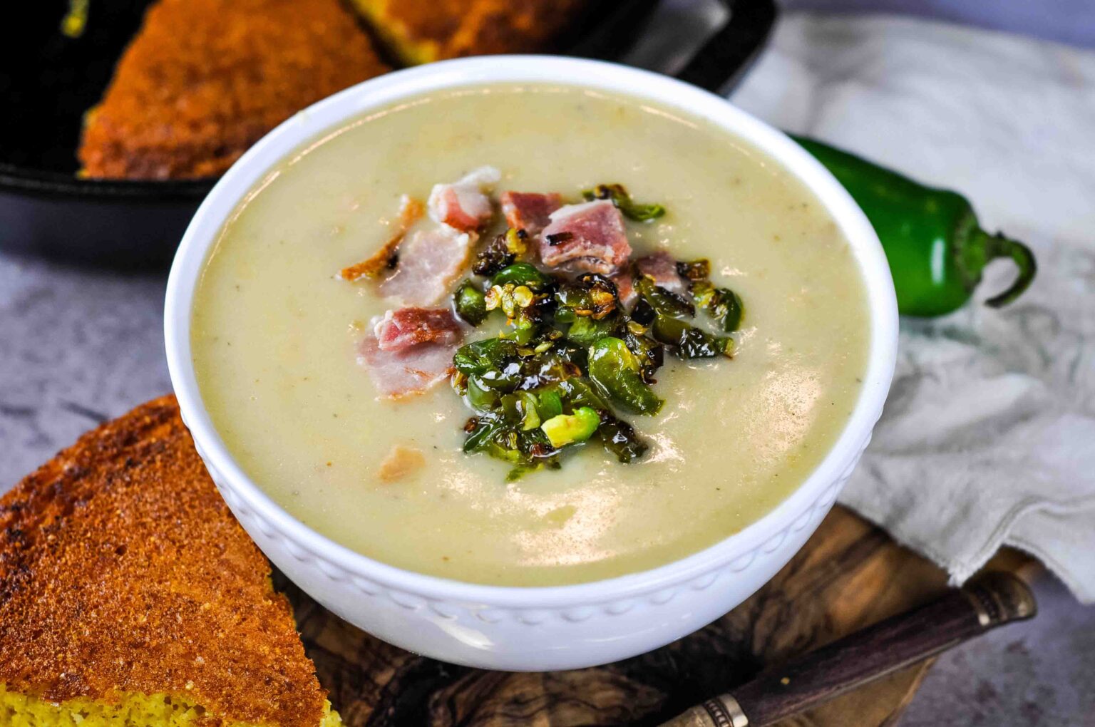 Spicy Potato Bacon Soup (jalapeño loaded potato soup)