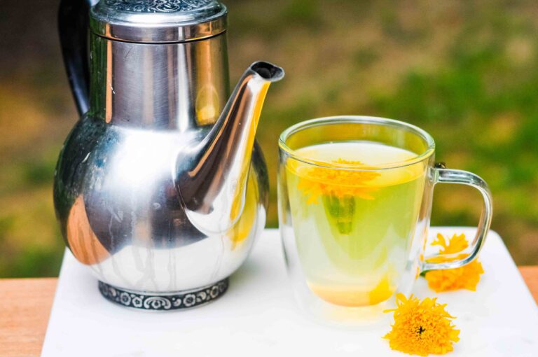 Calendula Tea Benefits & Recipe (+17 Other Ways to Use Calendula)